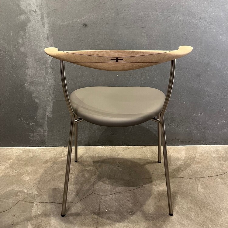 【Quick Delivery対象商品】PP701 チェア(オーク材 / ソープ仕上げ / グレーレザー) | PPモブラー(PP ...