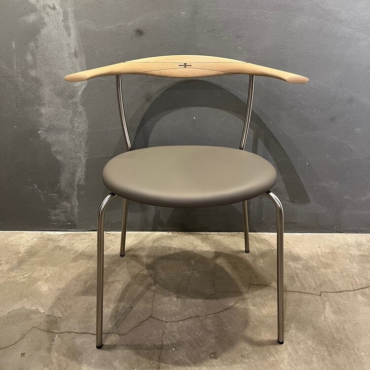 【Quick Delivery対象商品】PP701 チェア(オーク材 / ソープ仕上げ / グレーレザー) | PPモブラー(PP ...